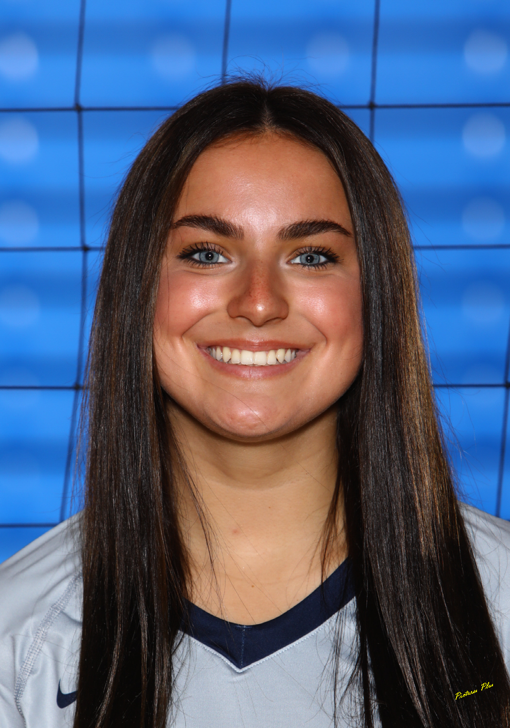 Cami Bender – THE SPORTS PAGE