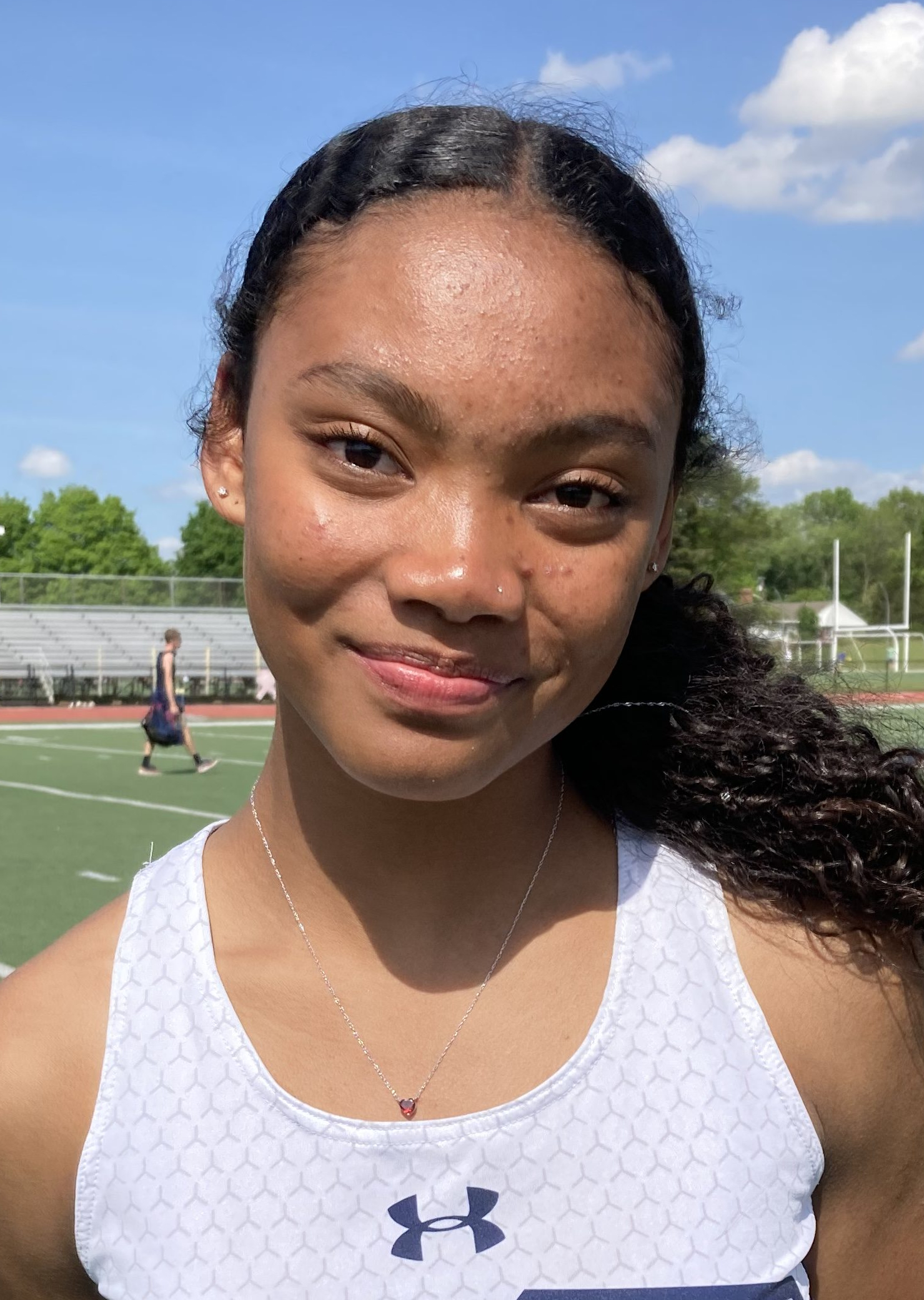 Leshae Hang – THE SPORTS PAGE